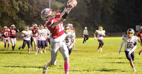Football roundup: High Point defeats Vernon