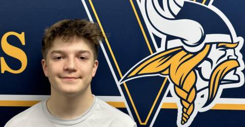 Volleyball team captains ‘excellent leaders,’ coach says