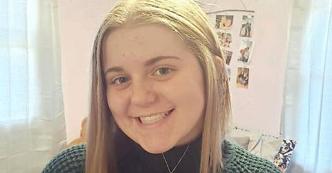 Brianne Weiss donates hair to children with hair loss