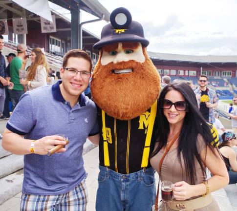 Skylands Stadium hosts beer fest