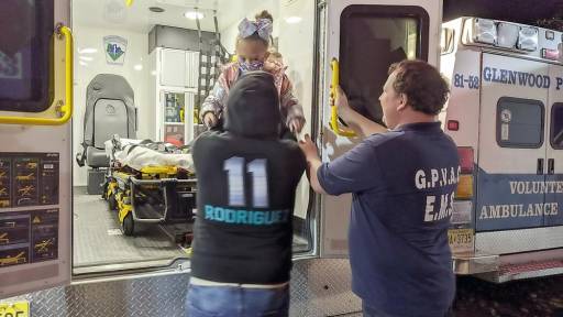 Vernon Daisies deliver thanks to EMS heroes