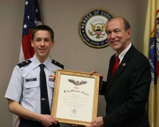 High Point student wins award