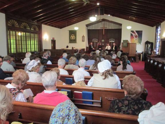 Church hosts old-fashioned service