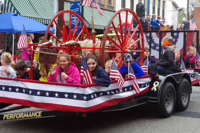 Annual firemen’s parade draws large crowd