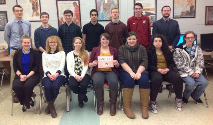 Vernon students take part in Model UN